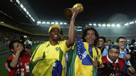 Ronaldinho Reflects On Spotting Lionel Messi The 1994 World Cup And