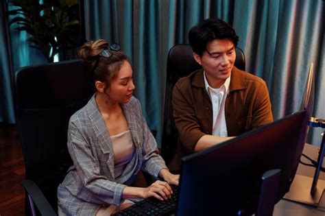 premium photo managers talking with analyzed project business planning on computer infobahn