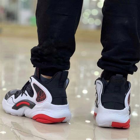 کفش کتانی مردانه ۳۶۱ اورجینال خرید با بهترین قیمت ترکیب رنگ سفید