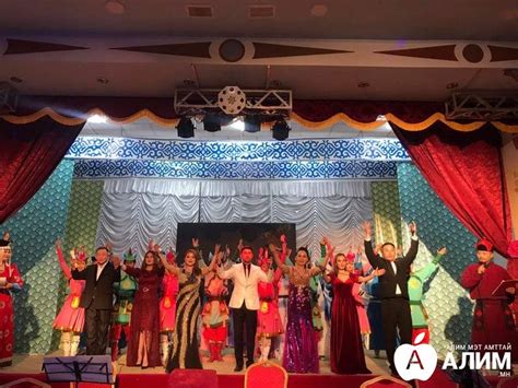 ХӨГЖИМТ ДРАМЫН ТЕАТРЫН УРАН БҮТЭЭЛЧИД 14 СУМЫН 12 000 ГАРУЙ ҮЗЭГЧДЭД