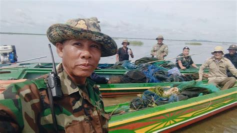 ខណ្ឌរដ្ឋបាលជលផលភ្នំស្រុក បានដឹកនាំកម្លាំងចម្រុះ ចុះបង្ក្រាបបទល្មើសនេសាទស្ថិតនៅភូមិត្រពាំងថ្ម