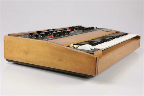 Matrixsynth Vintage Moog Minimoog Model D Keyboard Synthesizer Sn 8633