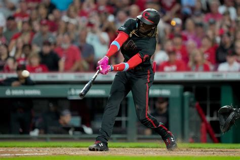Elly De La Cruz Hace Historia Al Batear El Ciclo En La Victoria De Unos Imparables Cincinnati