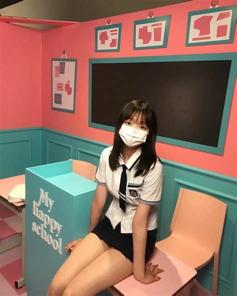 Hello Everybody Visit Me 청소년 패션 청소년 여자 패션 교복 스타일