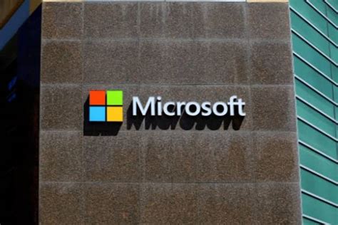 Hackers Exploiting New Zero Day Bugs In Exchange Server Microsoft