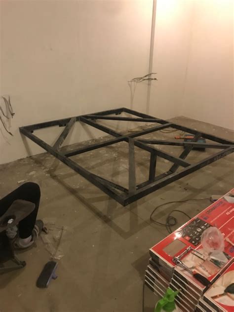 Парящая Кровать 2 Металлические кровати Самодельные кровати Дизайны кровати