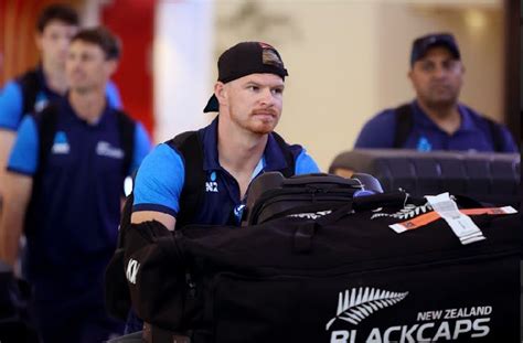 නවසීලන්ත ක්‍රිකට් කණ්ඩායම දිවයිනට