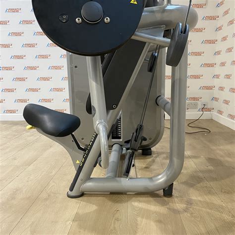 Technogym Element Line Arm Bicep Curl Pinnacle Fitness