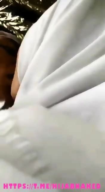 Mahasiswa Hijabers Ngewe Di Semak Eporner