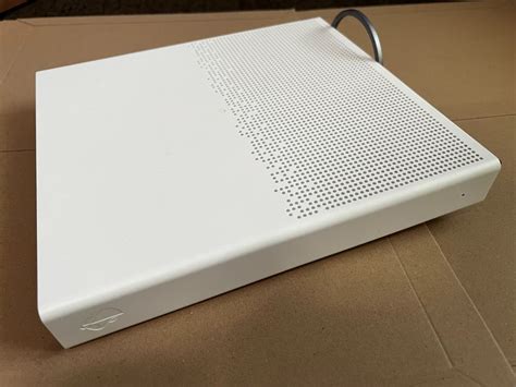 Swisscom Internet Box 3 Für Kupfer Und Glasfaseranschluss Neu Gemäss Beschreibung In