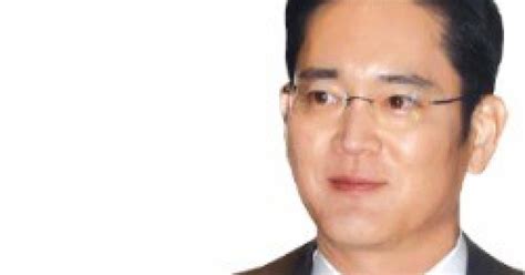 [삼성전자 지주사 전환 검토] 삼성전자 인적분할 뒤 물산과 합병해 삼성 지주회사로 갈 듯