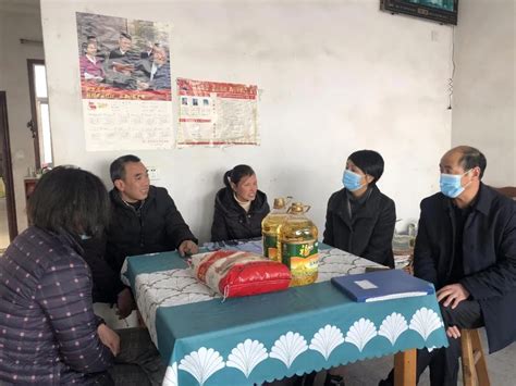 安庆市妇联开展扶贫走访慰问澎湃号·政务澎湃新闻 The Paper