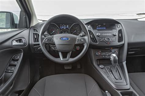 2016 Ford Focus Review Expert Insights Pricing And Trims