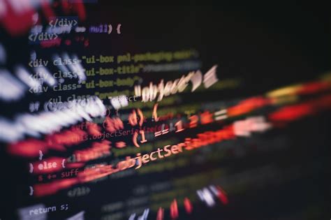 HTML5在网站开发编辑器网站HTML代码在笔记本电脑上显示特写照片 模板素材 稿定设计