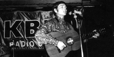 25 Photos Of Young Willie Nelson Willie Nelson Pictures Through The Years