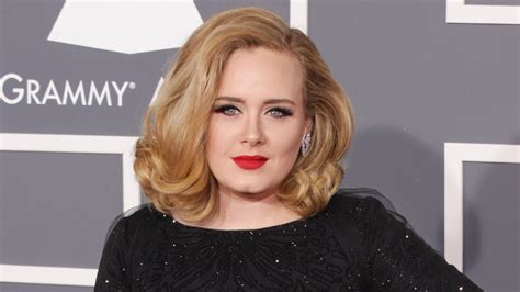 Adele Keeps Buying Homes Right Next To Each Other Heres What We Know
