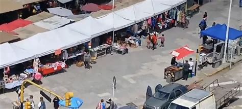 Una Salada Ilegal En Pleno Centro De Mar Del Plata Montaron Una Feria En Playa Bristol