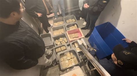 메모 남긴 68억 현금 도둑 체포창고서 5시간 훔쳐종합