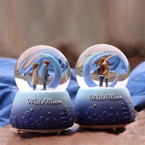 خرید و قیمت گوی موزیکال عاشقانه برفی دختر و پسر هدیه ولنتاین و تولد