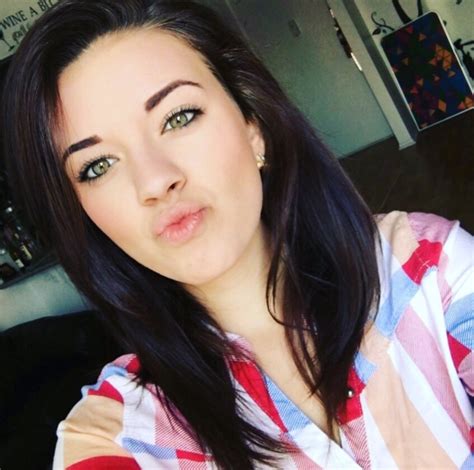 The Beautiful Chivette Anjela