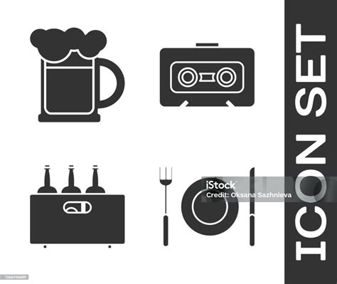 세트 플레이트 포크와 나이프 나무 맥주 잔 나무 상자에 와인 병과 복고풍 오디오 카세트 테이프 아이콘 벡터 0명에 대한 스톡 벡터 아트 및 기타 이미지 Istock