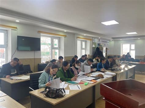 Иргэдийн Төлөөлөгчдийн Хурлын ээлжит хуралдаан хуралдаж байна