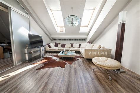 ვინილის იატაკი კომპანია კასტა