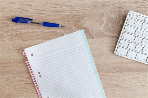 무료 이미지 휴대용 퍼스널 컴퓨터 노트북 쓰기 일 커피 목재 건반 화이트 전망 쥐 메모장 모임 인터넷 작업 공간 데스크톱 사무실 통신