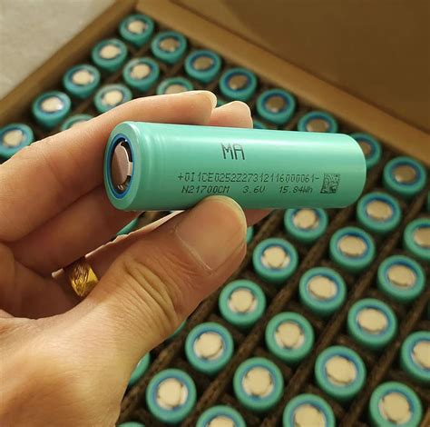 蜂巢21700全新4 2ah，容量4200毫安三元锂电池，原厂原箱，大量现货 电池社区