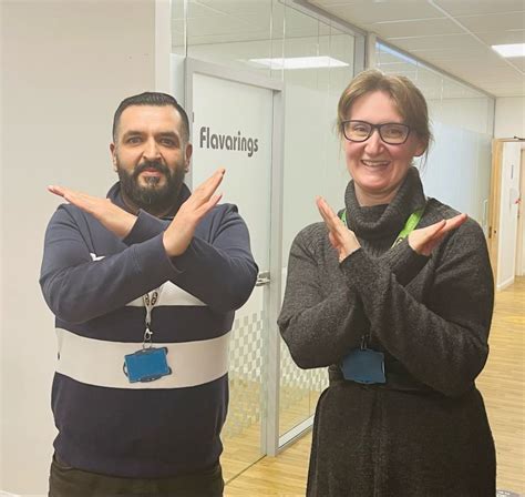 Mohammed Shabir On Linkedin Iwd2022 Breakthebias Pose Womenempowerment