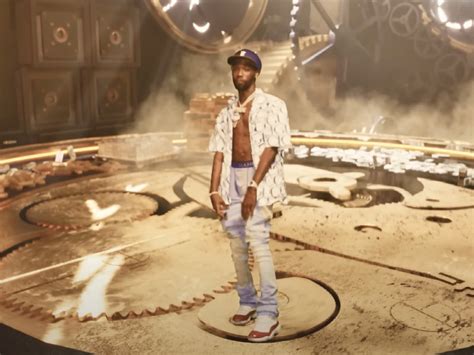 Jay Fizzle The Memphis Rap Star Throws Stacks And Flexes Inside A