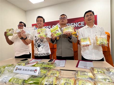 Police Arrest Seven International Drug Criminals In Riau Inp