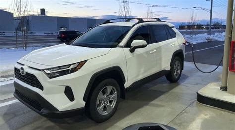 Toyota Rav4 Mpg By Year And Trim Gas Mileage Calculator