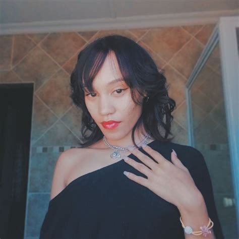 آدامز أنيشا