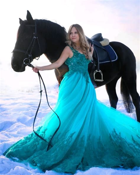 Роскошное платье - пошив на заказ - аренда на фотосессию в Иркутске ...