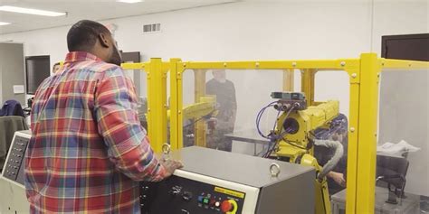 fanuc robot training maintenance programming operations