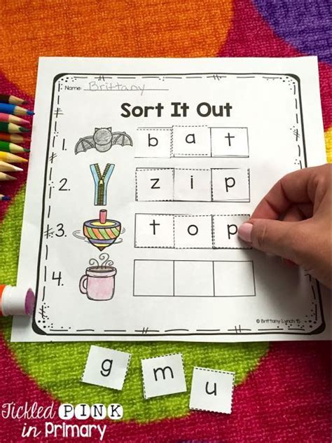 Engaging Activities To Help Kindergarteners Learn Phoneme Segmentation Phoneme Segmentation