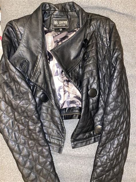 Шкіряна куртка — ціна 750 грн у каталозі Куртки Купити жіночі речі за доступною ціною на Шафі