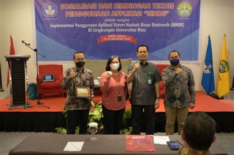 Unri Mulai Inplementasikan Penggunaan Aplikasi Side