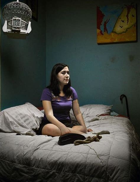 Утсаар “секс үйлчилгээ” үзүүлэгч амьдрал дээр ямар харагддаг вэ