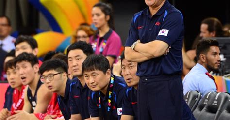 고함치는 유재학 감독