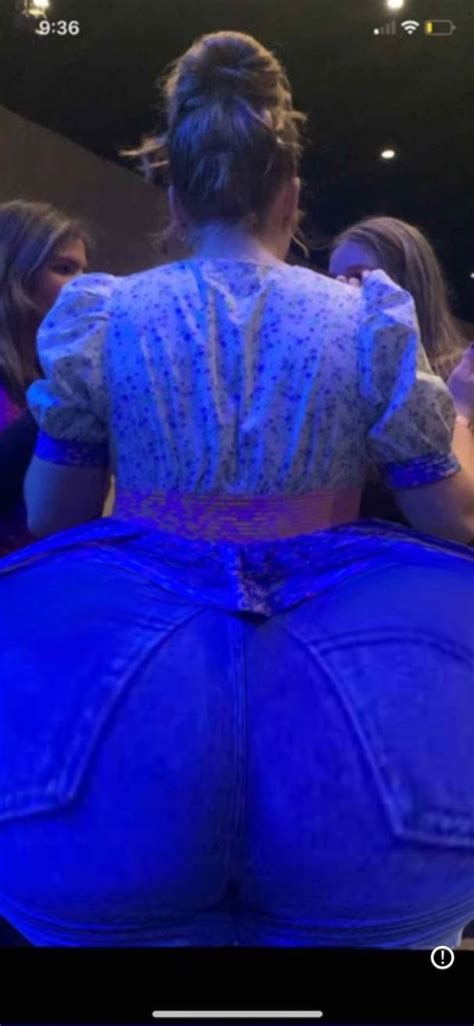 My Ass Trying Overflow Out Of My Jeans By Whatup001 On Deviantart