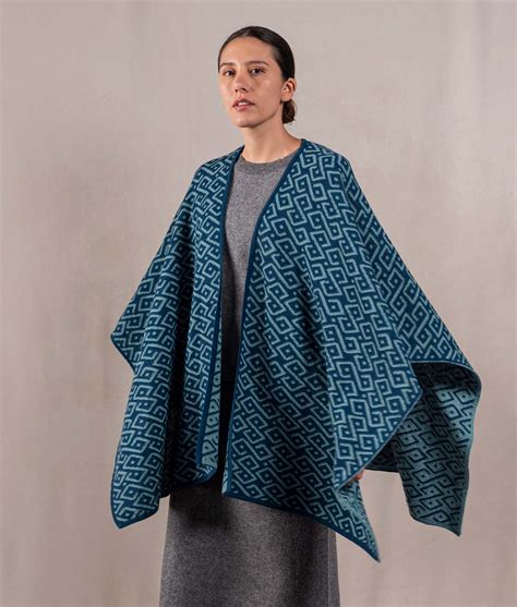 Capa Gala Azul Celeste Medio Y Azul Petróleo