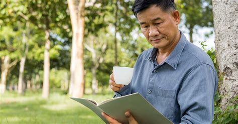 65歲退休要存多少錢勞保年金改革 恐愈領愈少掌握 1 招多存 600 萬 Money錢雜誌