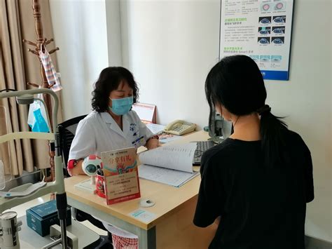 做了术前检查，深圳做激光近视手术需要多少钱？ 哔哩哔哩