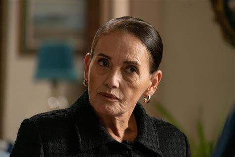 Која е Фериде од серијата Девојката од прозорецот колку години има Дознајте повеќе информации