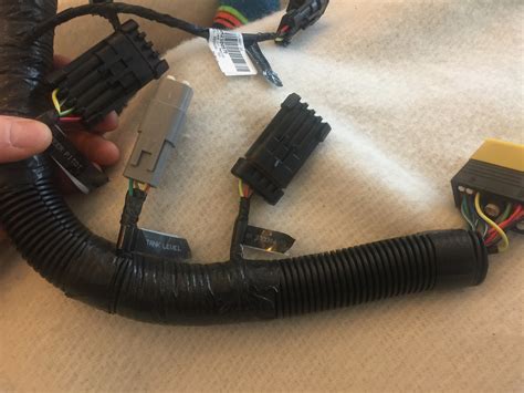 how to connect wema fuel level sender into smartcraft harnes to be abel to read fuel level on