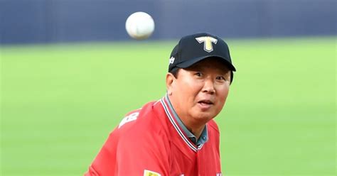 도대체 최유력 후보만 몇 번째감독 Sun 언제 다시 떠오를 수 있을까