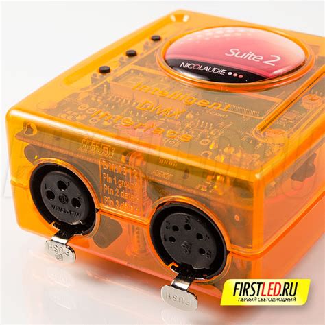 DMX контроллер Sunlite Suite 2 SUITE2 FC Первый Светодиодный