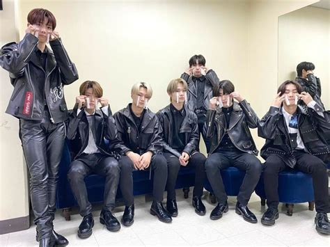 Enhypen Community Post I Miss Them So Muchhhhhh T T I Wish I Could